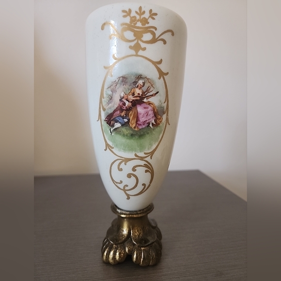 Accents | Vintage Courting Couple Porcelain Brass Victorian Table Lamp ...